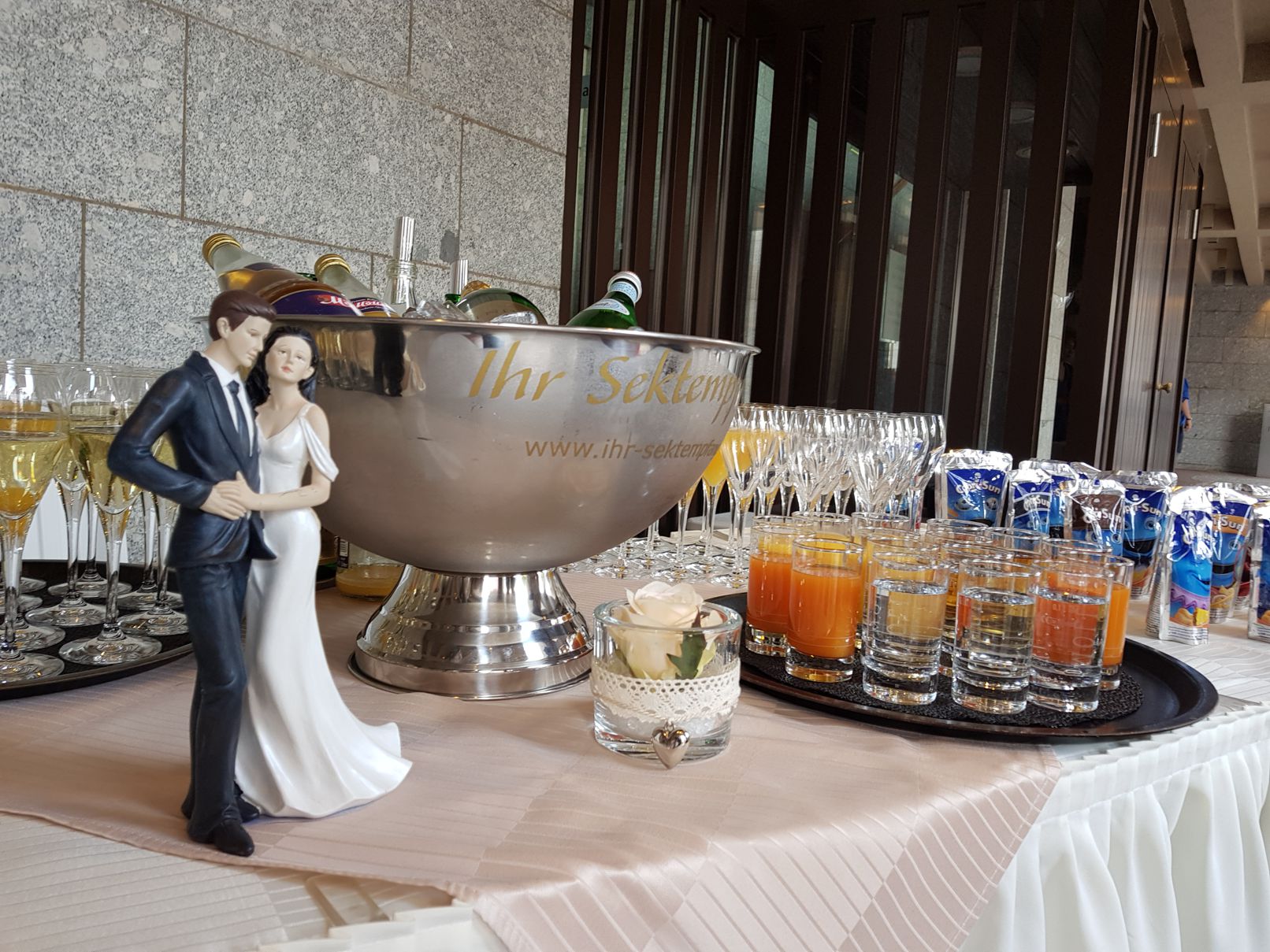 Sektempfang zu Hochzeit - Genießen Sie auf höchstem Niveau!